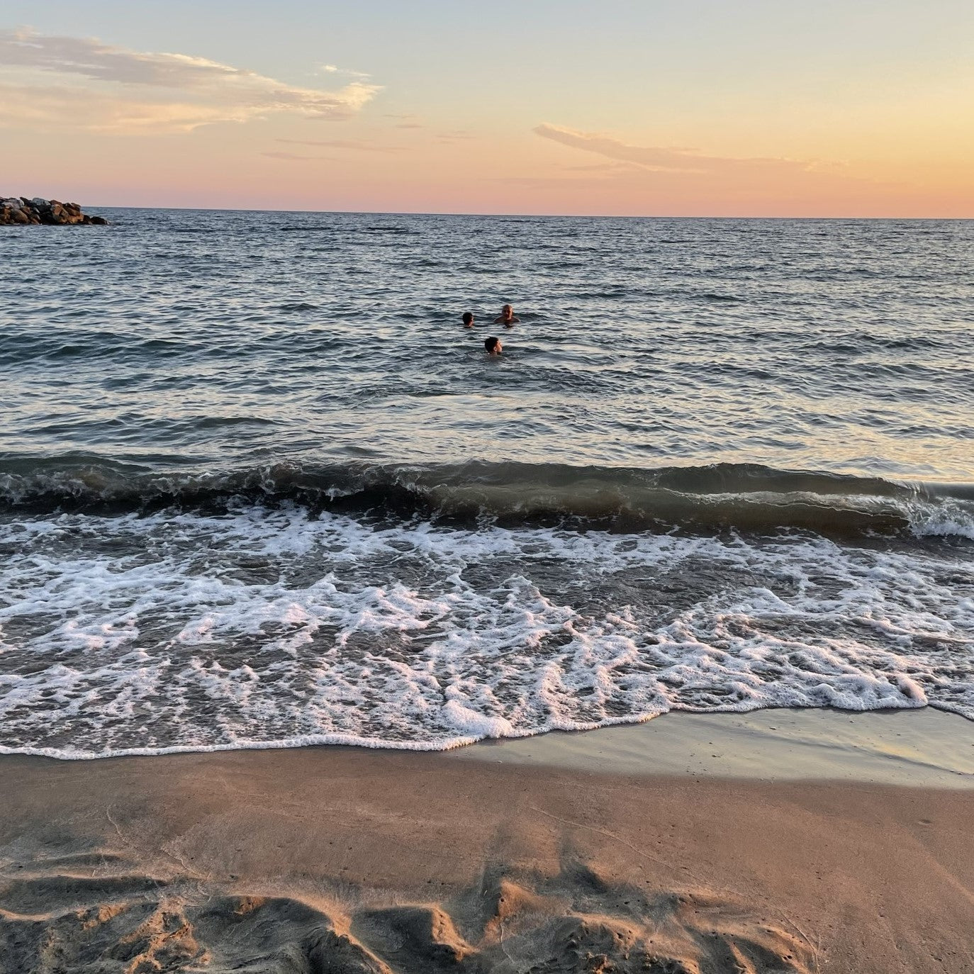 Let the Water In – Valerie Milo